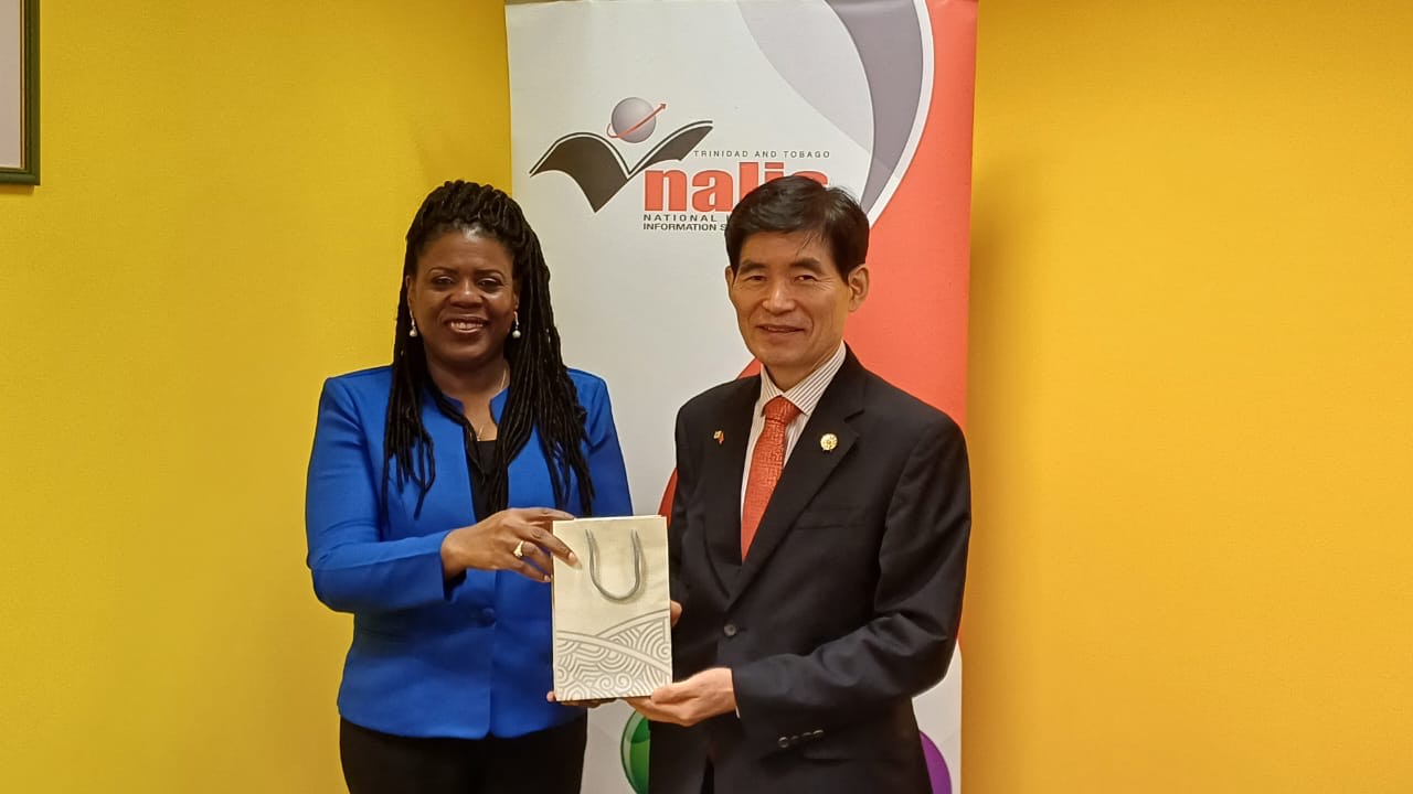 Ambassador Kwon Meets with Director Paula Greene of the National ...